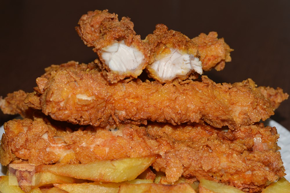 Crispy strips (Fasii de pui crocante) - CAIETUL CU RETETE