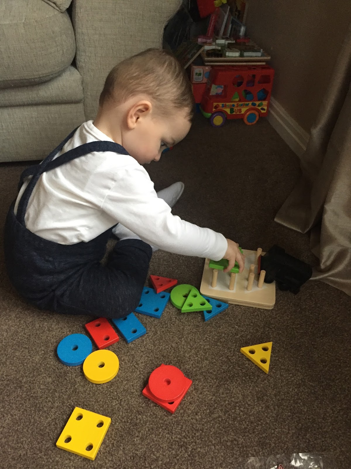 Learning Toddler Education: All things colours