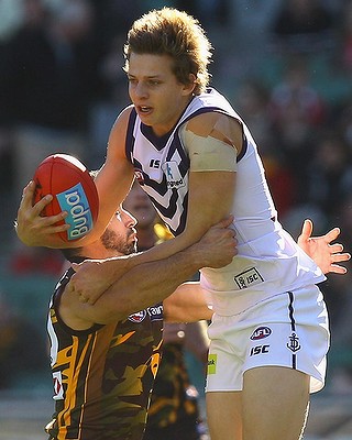 Boys in short shorts: Aussie Rules studs in short shorts