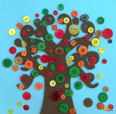 Tippytoe Crafts: Fall Button-Tree Craft