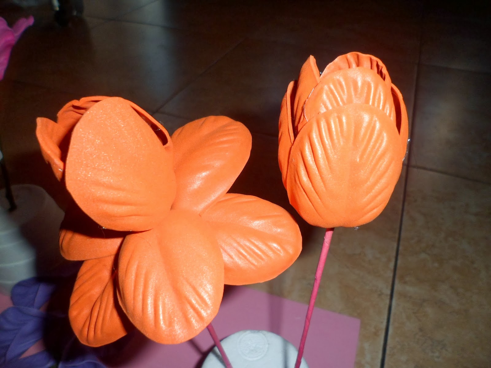 MOLDE PARA FOMY SEPALOS HOJAS CAPULLO DE ROSA PARA