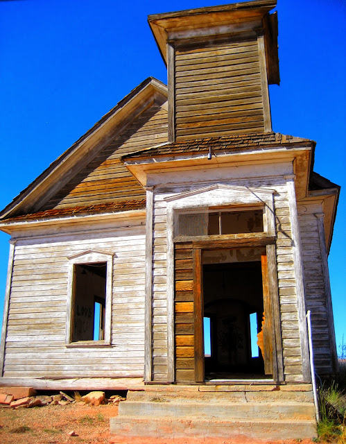 Living Rootless: Taiban, New Mexico: The Church