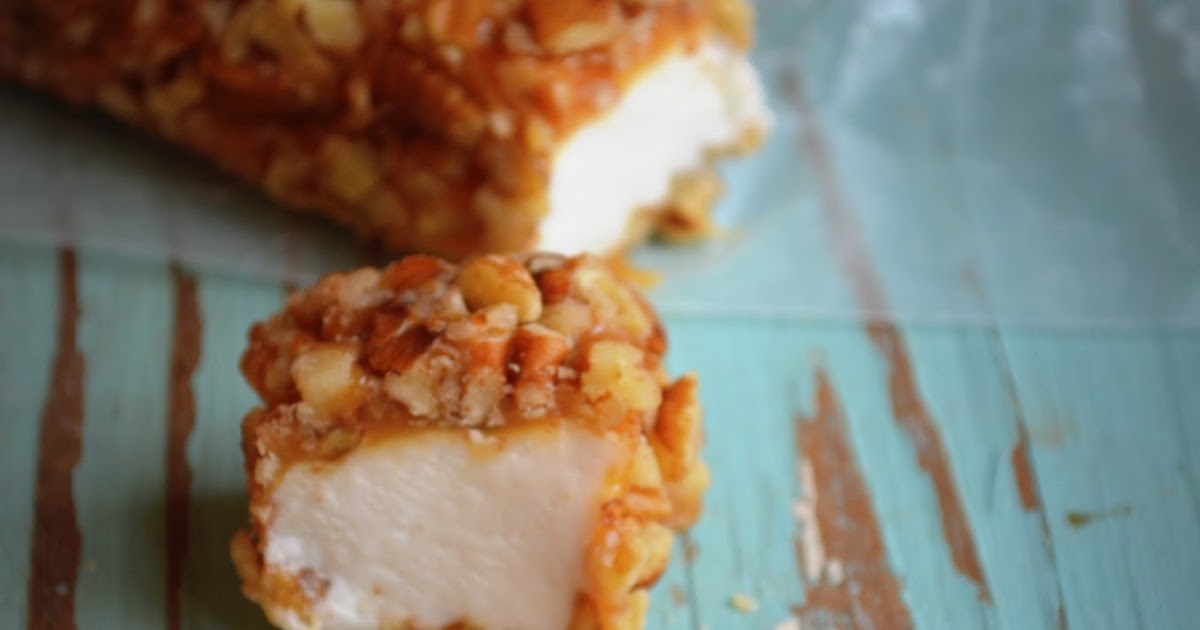 The Lazy Daisy Kitchen: old-fashioned pecan logs