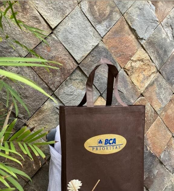 Tas Spunbond Branding BCA Prioritas | FISH DESIGN