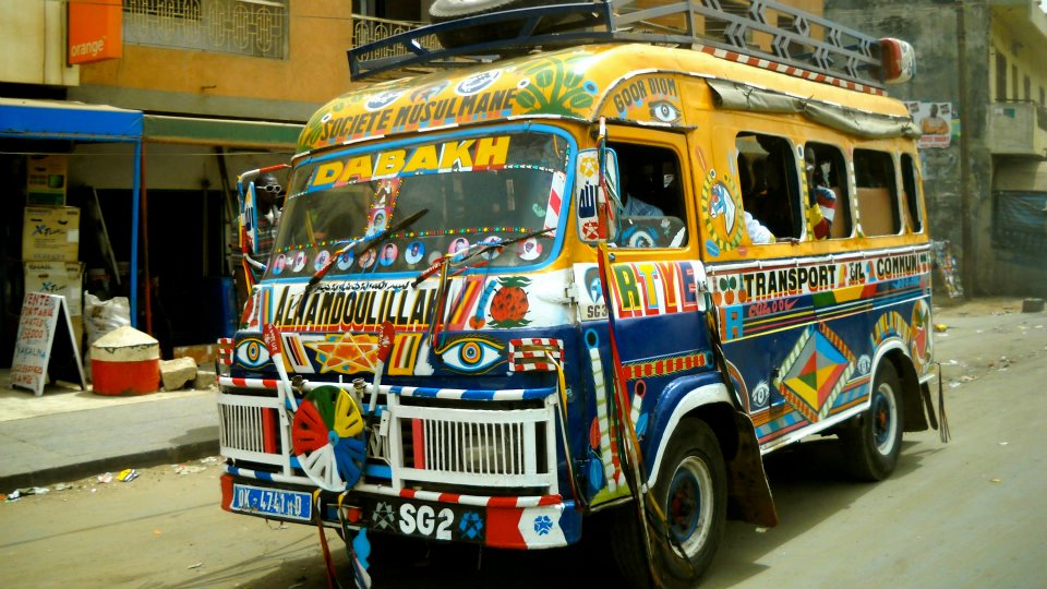 TROPICALIZER: car rapide // transport en commun // DAKAR
