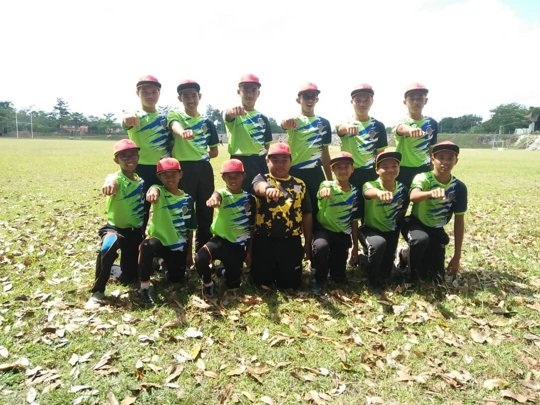 SMK BUKIT ROKAN: KOKURIKULUM : SMKBR TERUS CIPTA NAMA DALAM ARENA KRIKET