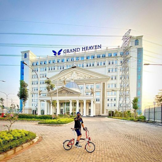 Sidoarjo: Grand Heaven