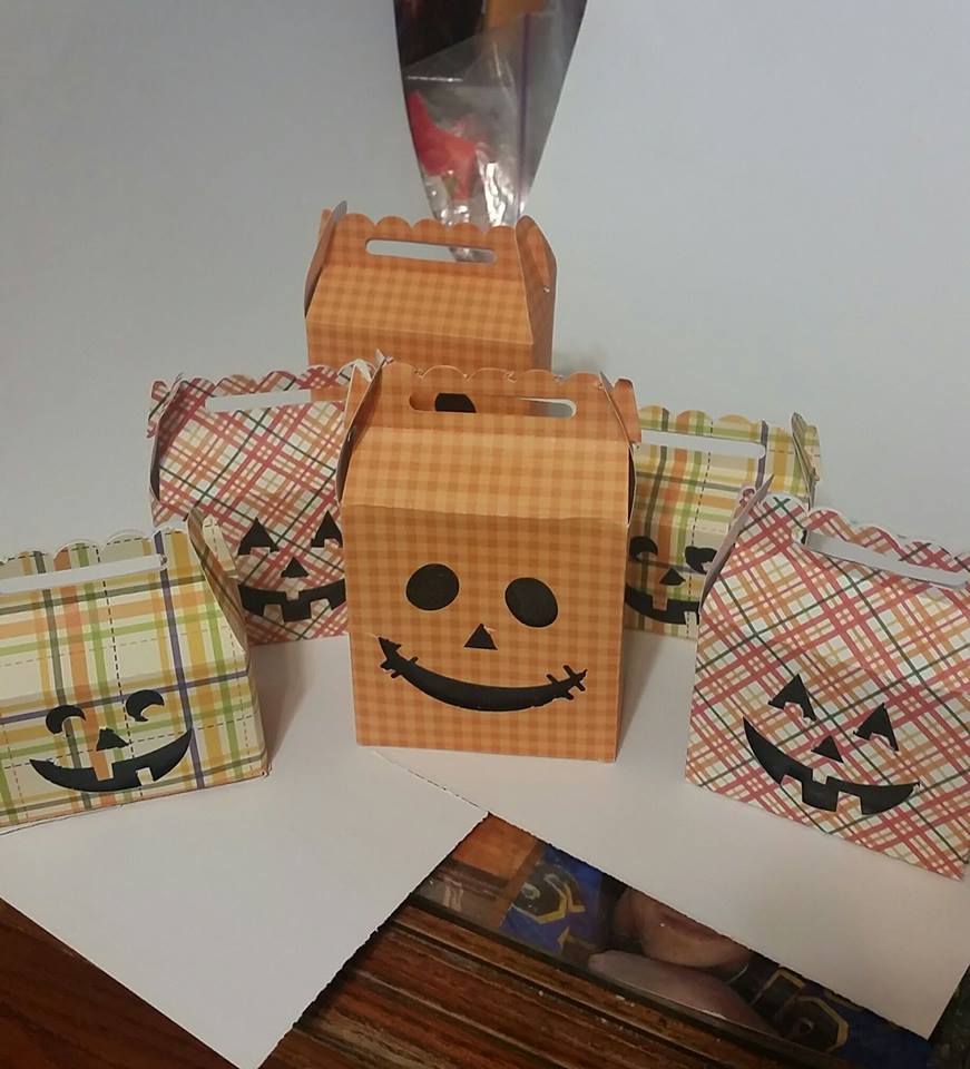 Connie s Bizarre Madness Halloween Treat Boxes connie-s-bizarre-madness-halloween-treat-boxes