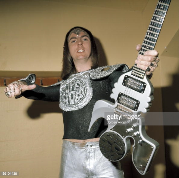 Zona Rock Dan Metal : DAVE HILL
