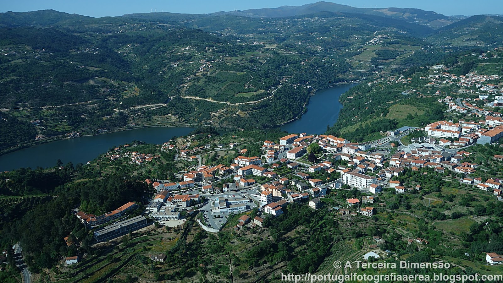 A Terceira Dimensão: Resende