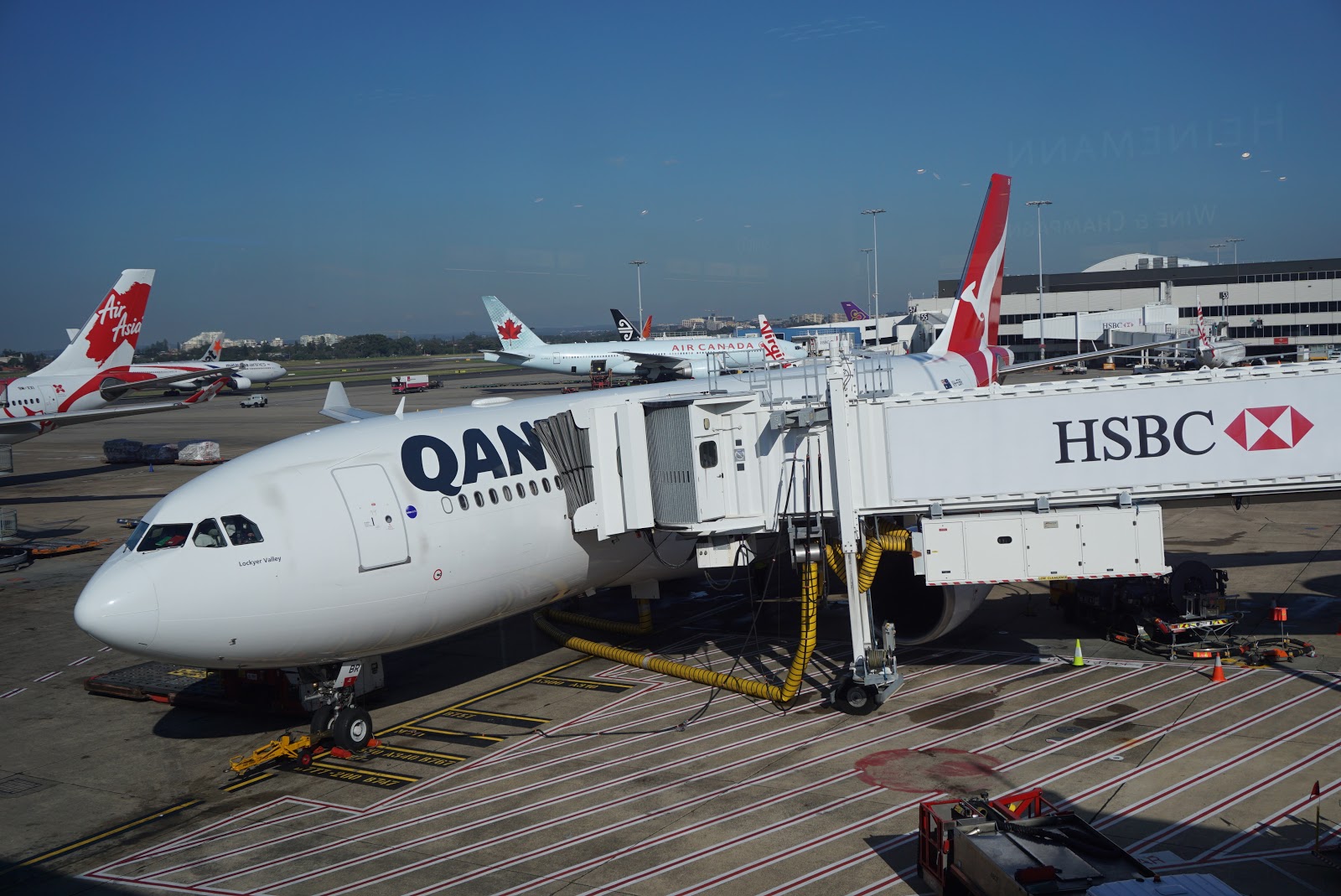 Zephyrous Travels: [Airline Review] - Qantas (QF6) / (QF81) - Economy ...