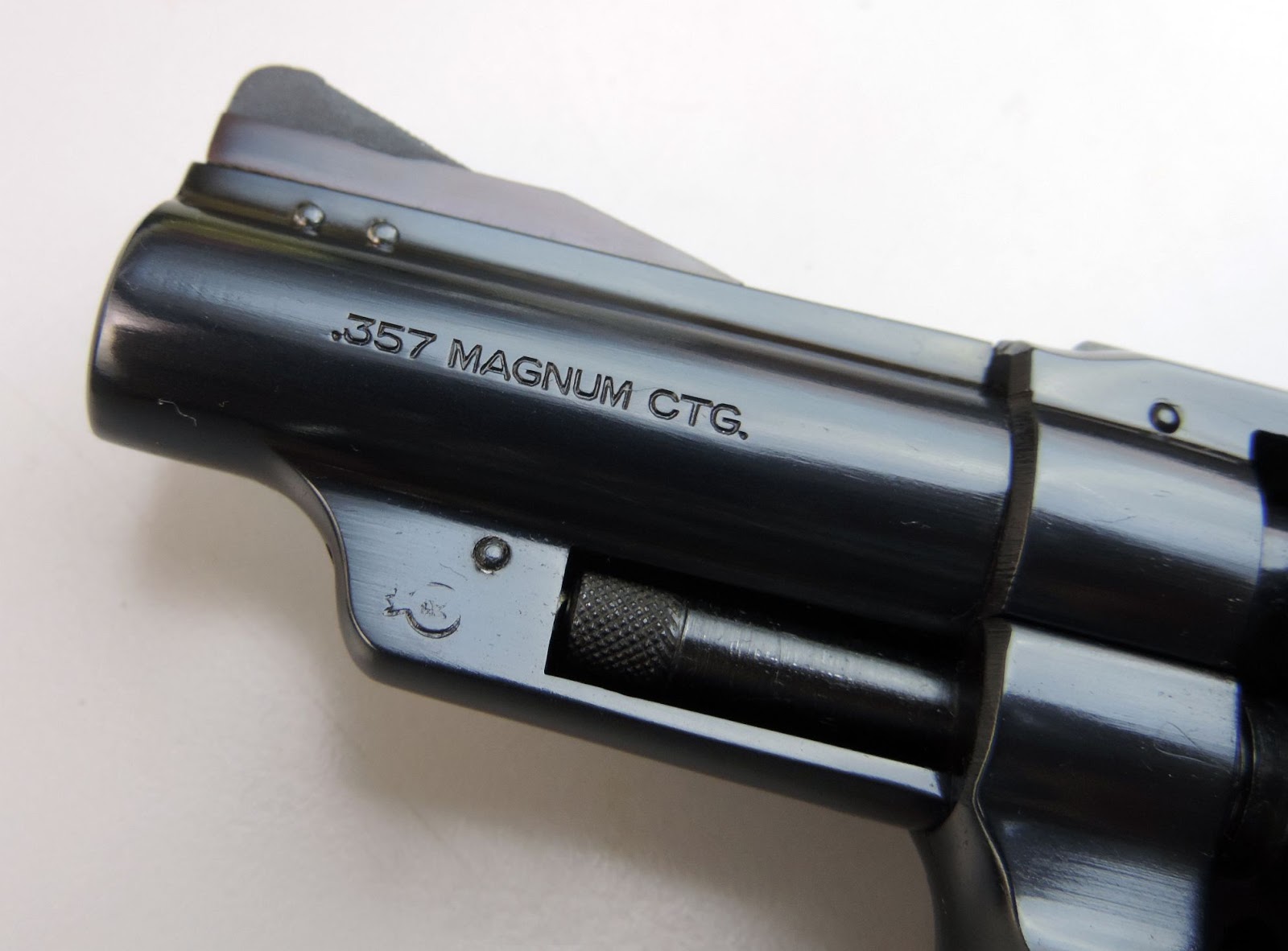 Armi usate web portal: Revolver Astra Unceta mod. 357 cal. 357 Magnum