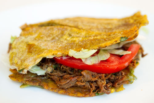 patacon pisao - USA News Collections