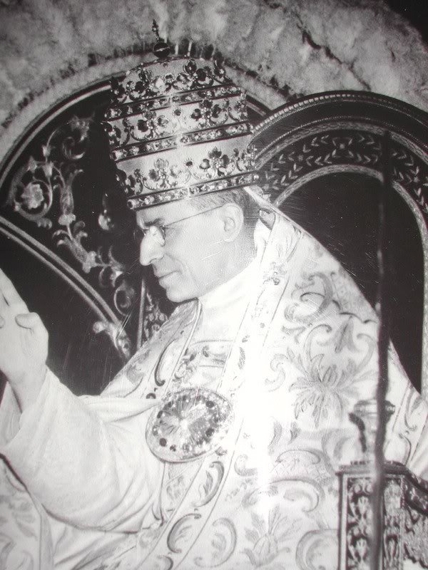 Pílulas Litúrgicas: Dogma da Assunção de Nossa Senhora: 70 anos!