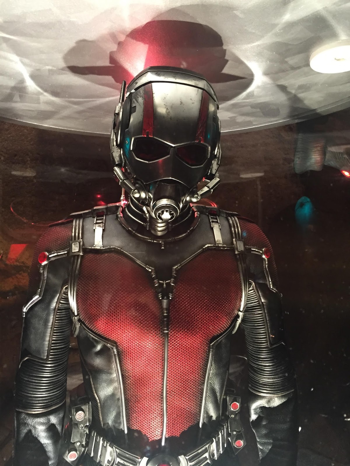Close Up Photos of the ANT-MAN Suit From Disney's California Adventure ...