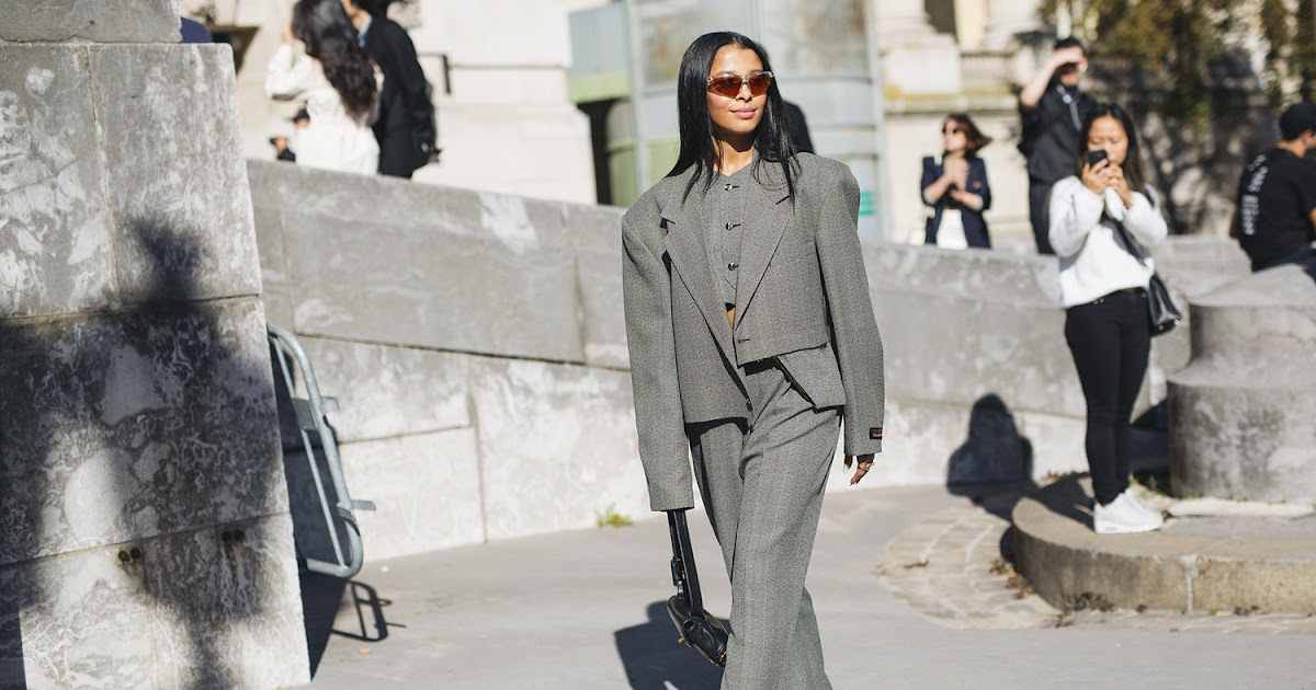 Parisienne: Structured Shoulders