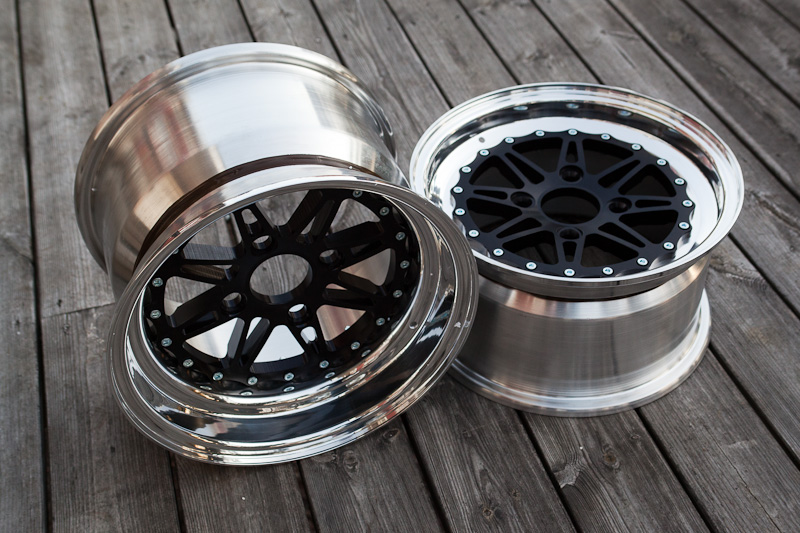 Caterham CSR Trackday toy: Trackday slicks part #3 - Fitting 13" rims