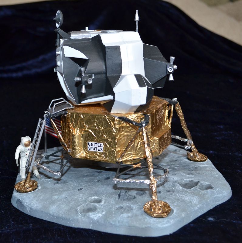 Happyscale-Modellbau: Mondlandefähre Eagle - Revell 1/48 (Bianca Krop ...