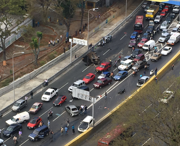 El Parroquiano: Choque múltiple en la Valle Coche que involucró a 12 vehículos dejó seis ...