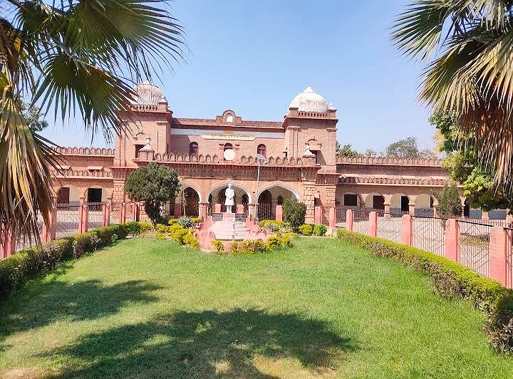 Baraut is famous for what