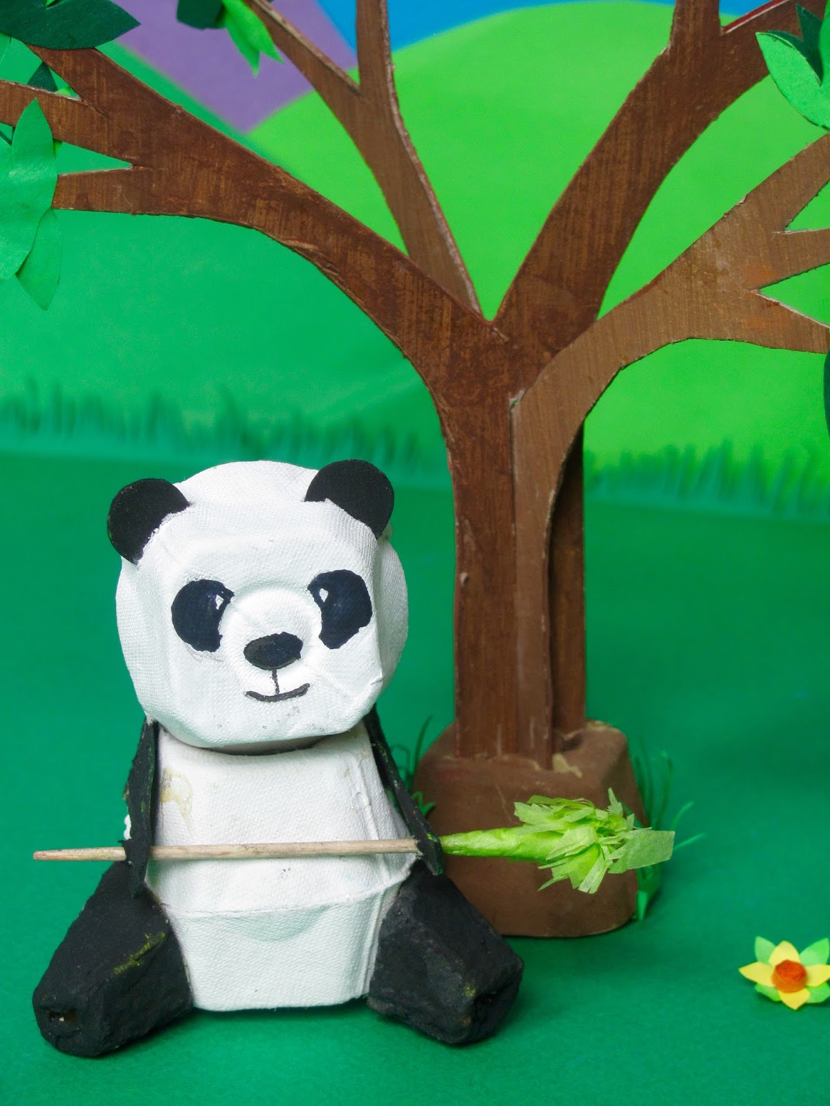 Jumble Tree: Egg carton Panda