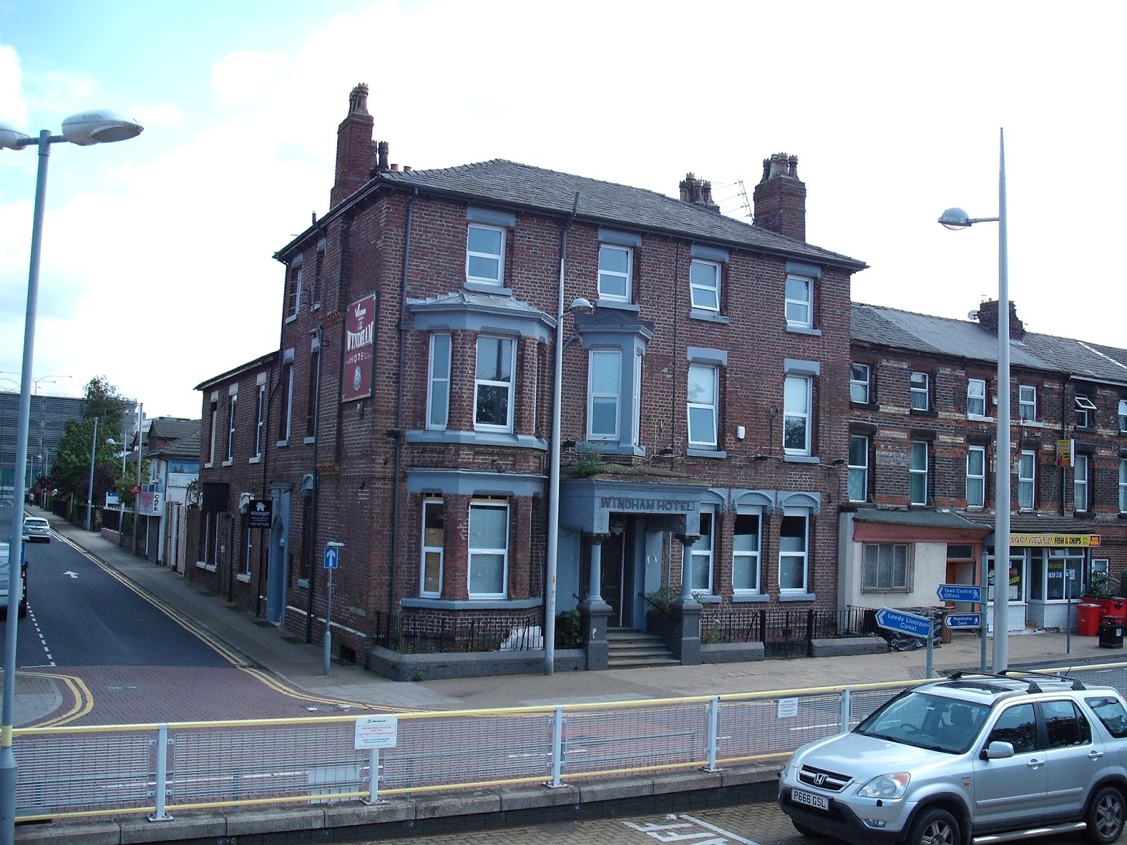 Merseyside Pub Guide: A Rootle Round Bootle