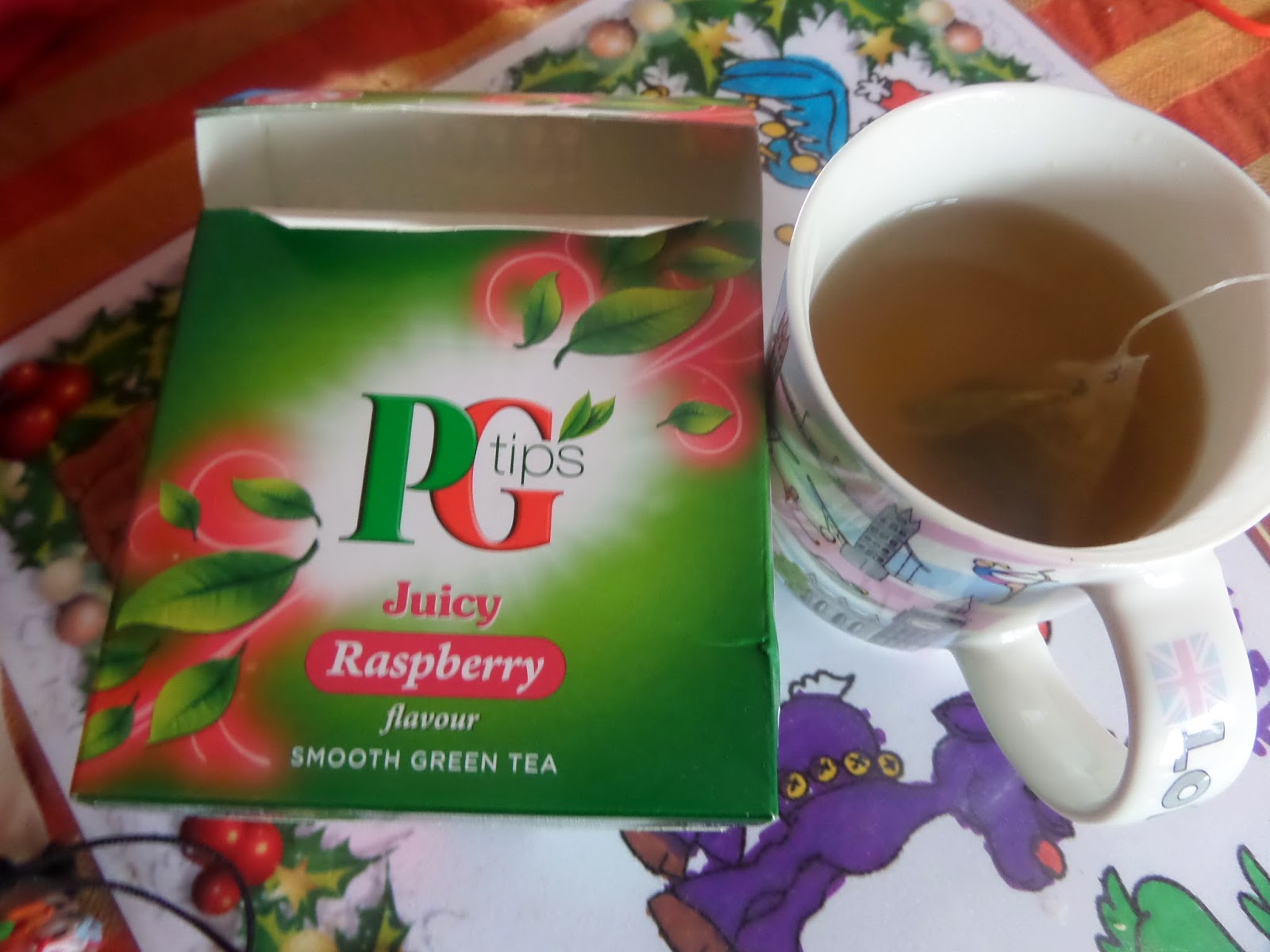 Madhouse Family Reviews: PG Tips Green, Herbal & Fruit Tea Party