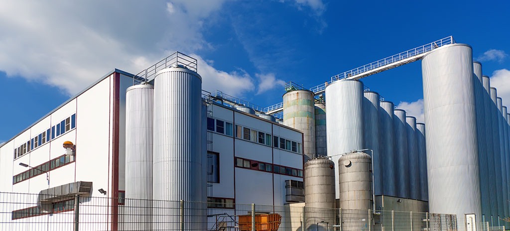 Kusnadi: Clean Factory Design Pattern with IoC container