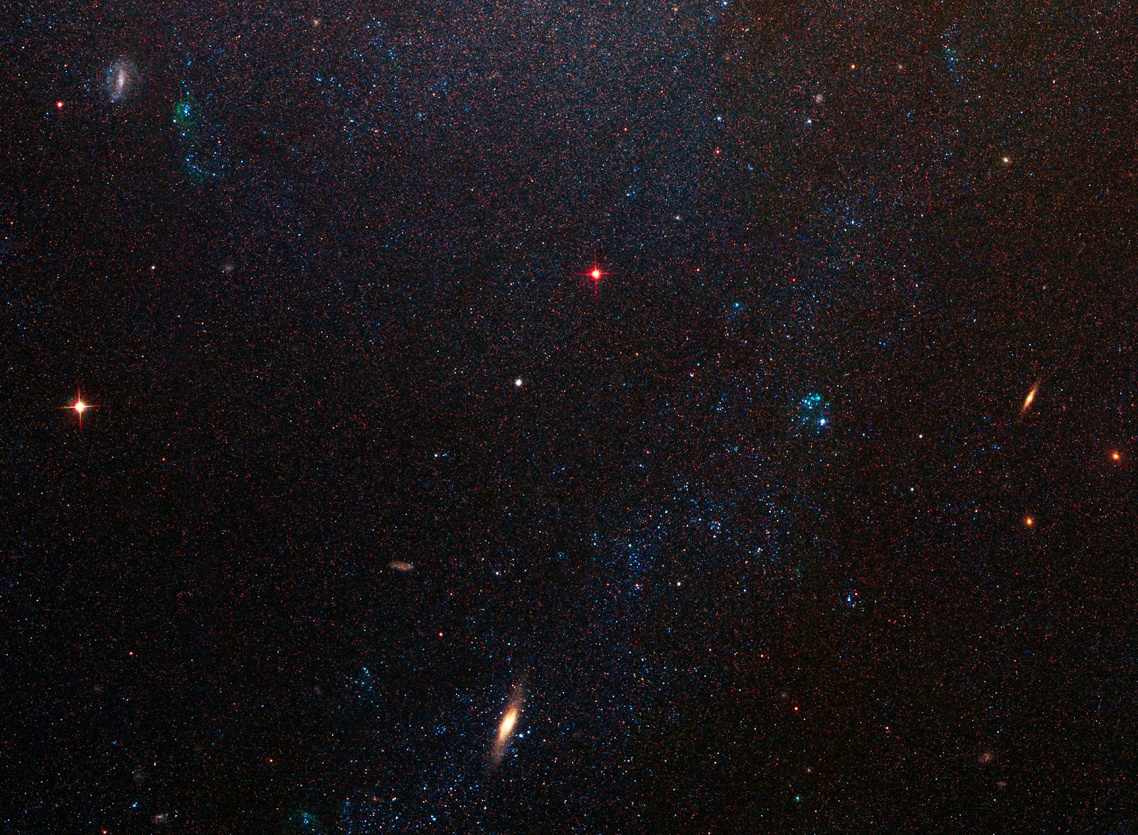 Hubble photographs grand spiral galaxy Messier 81 | Earth Blog