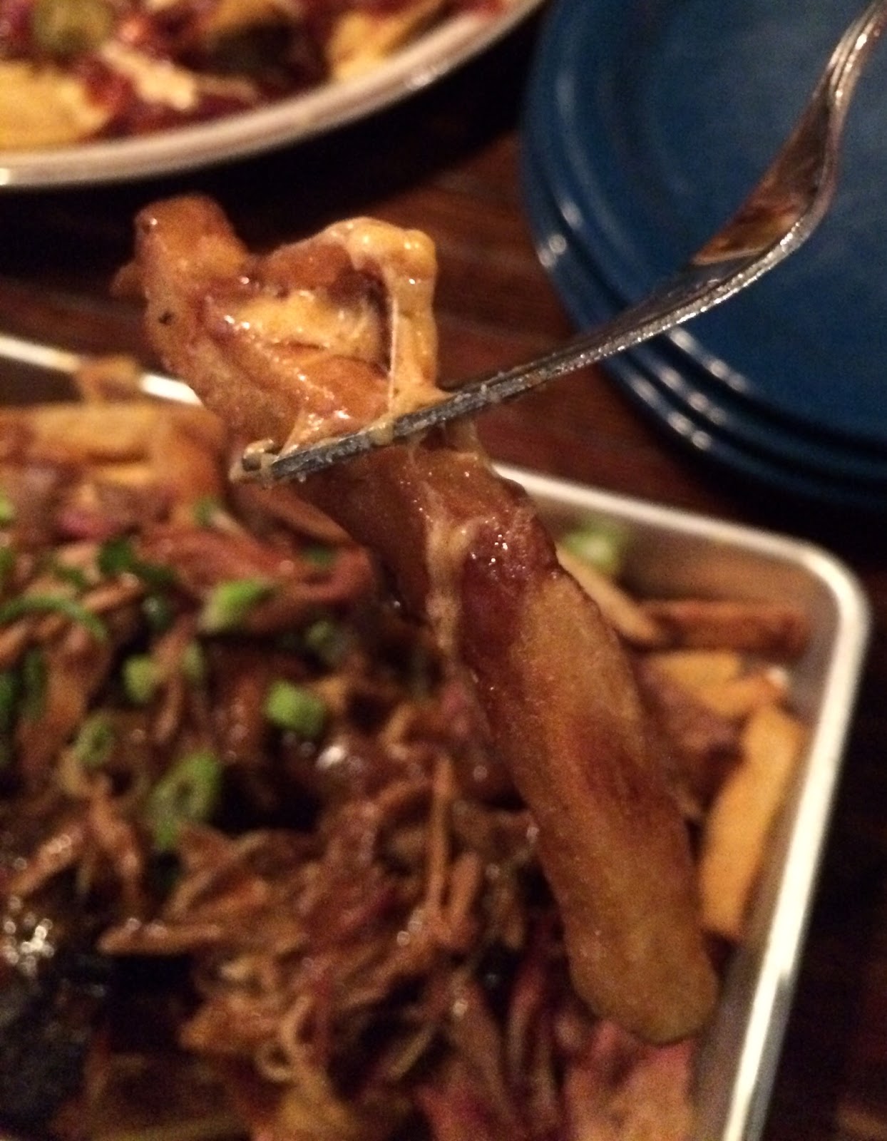 Dino Poutine From Dinosaur Bar-B-Que / ダイナソー バーベキューのダイノ プーティン ~ I'm ...