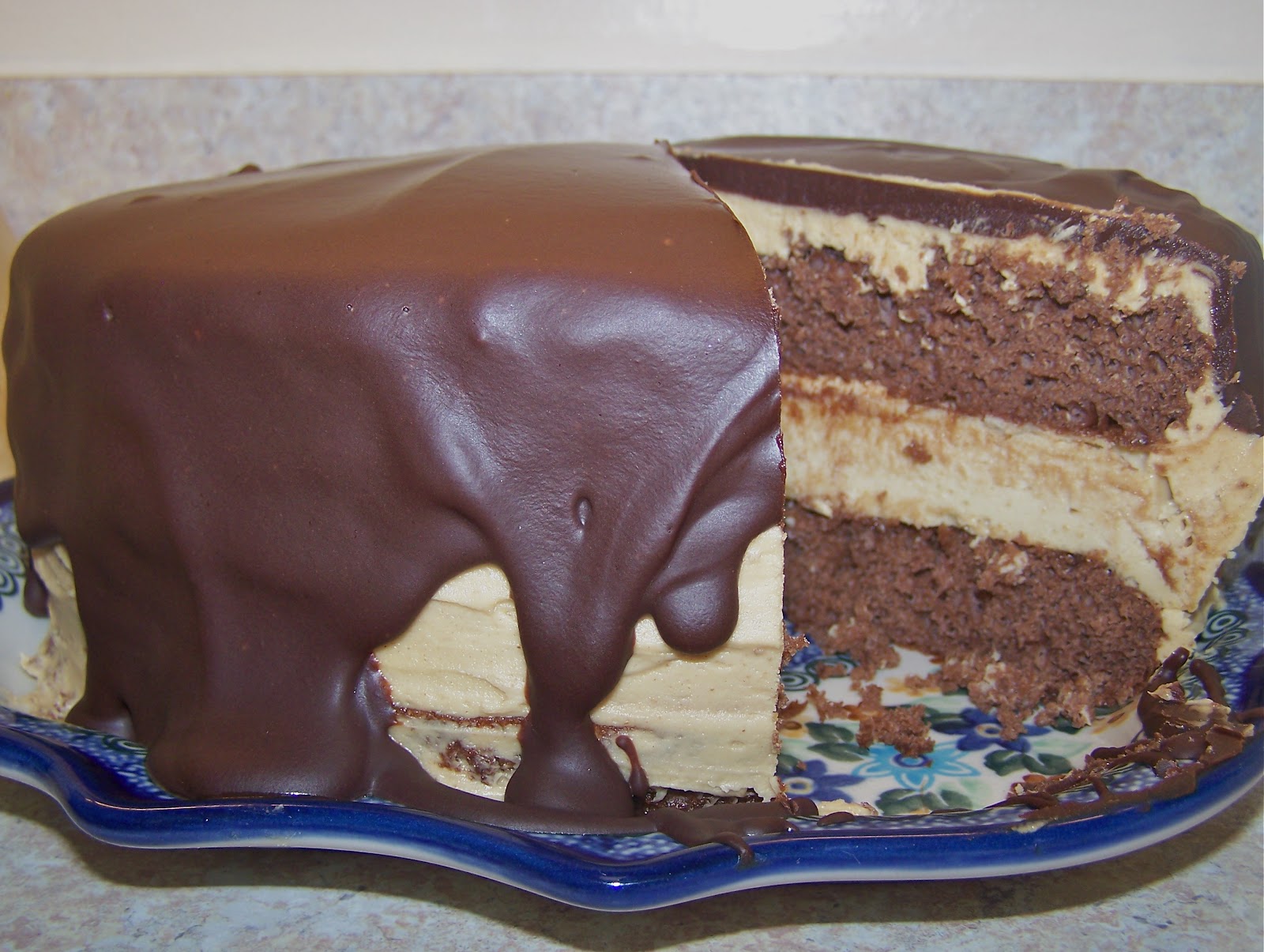 Little Mommy, Big Appetite: Crazy Cooking Challenge: Buckeye Cake