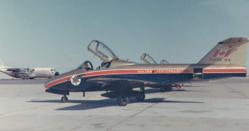Grams luftfartsblogg: The Golden Centennaires - Canadas 1967 acro team