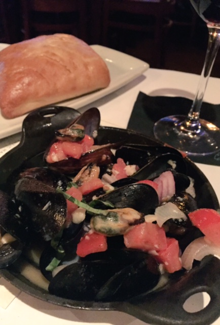When Tara Met Blog: SWFL Dining Review: Bonefish Grill Bonita Springs