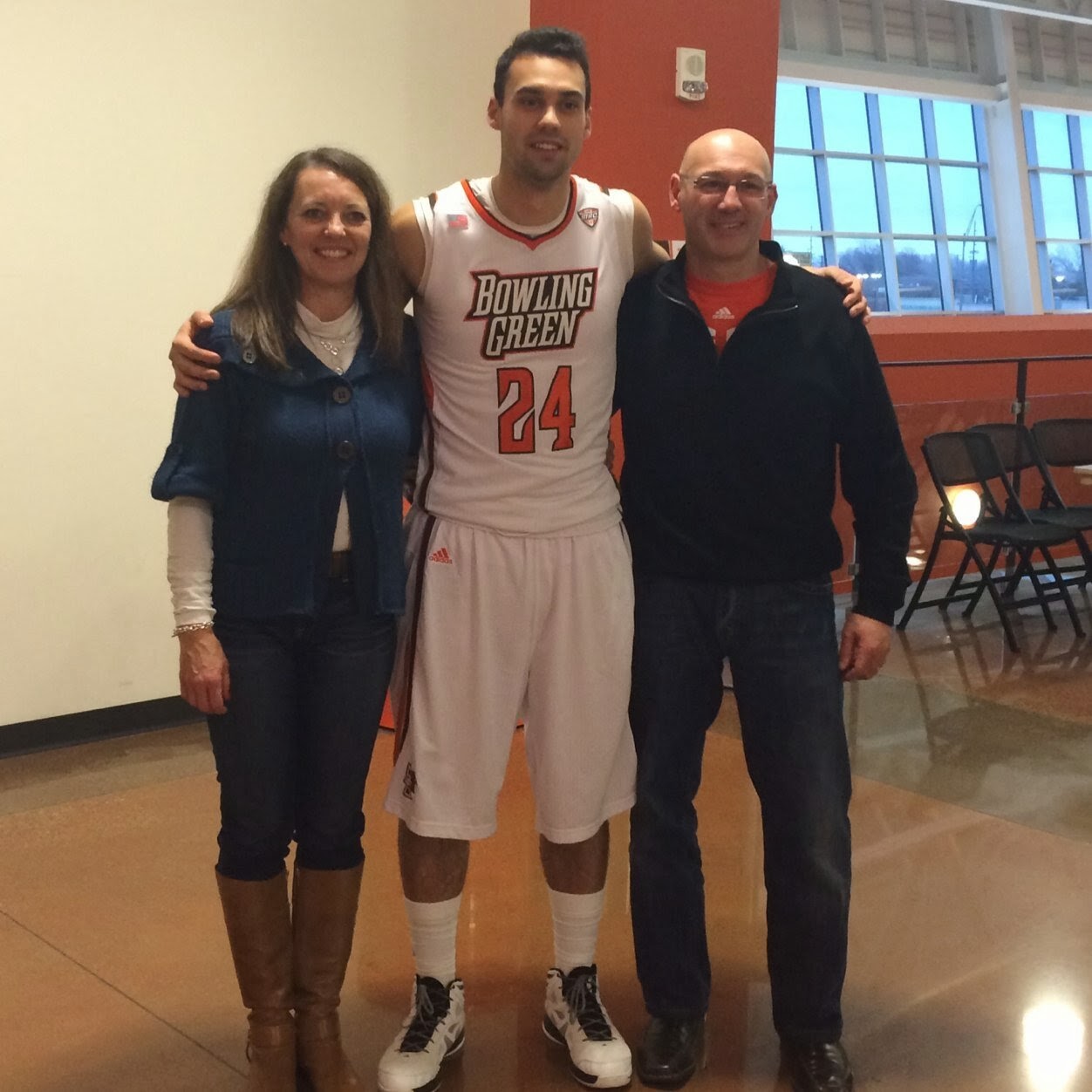 CWOSSABASKETBALL.COM: Former Renegade Busuttil Now a Walk-On at Bowling ...