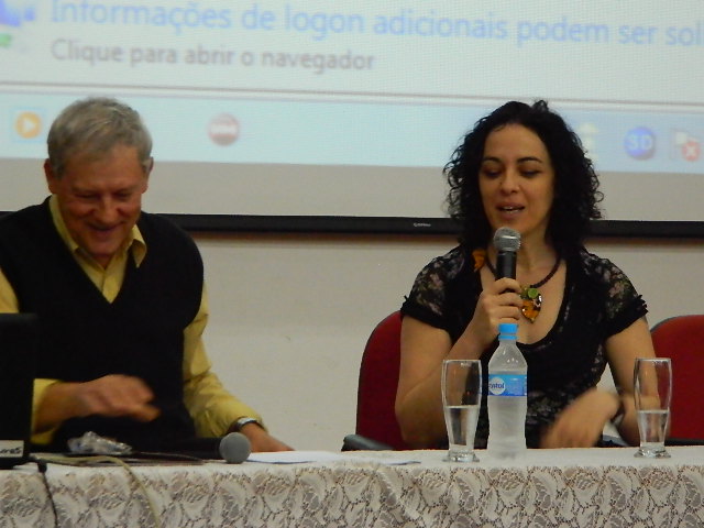 POEIRA METAFÍSICA: Palestra da filósofa Marcia Tiburi