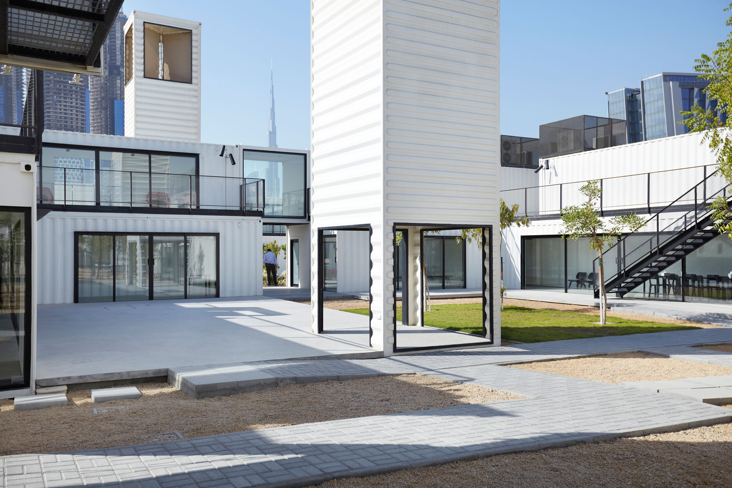 Shipping Container Homes & Buildings: Hai d3 Shipping Container ...