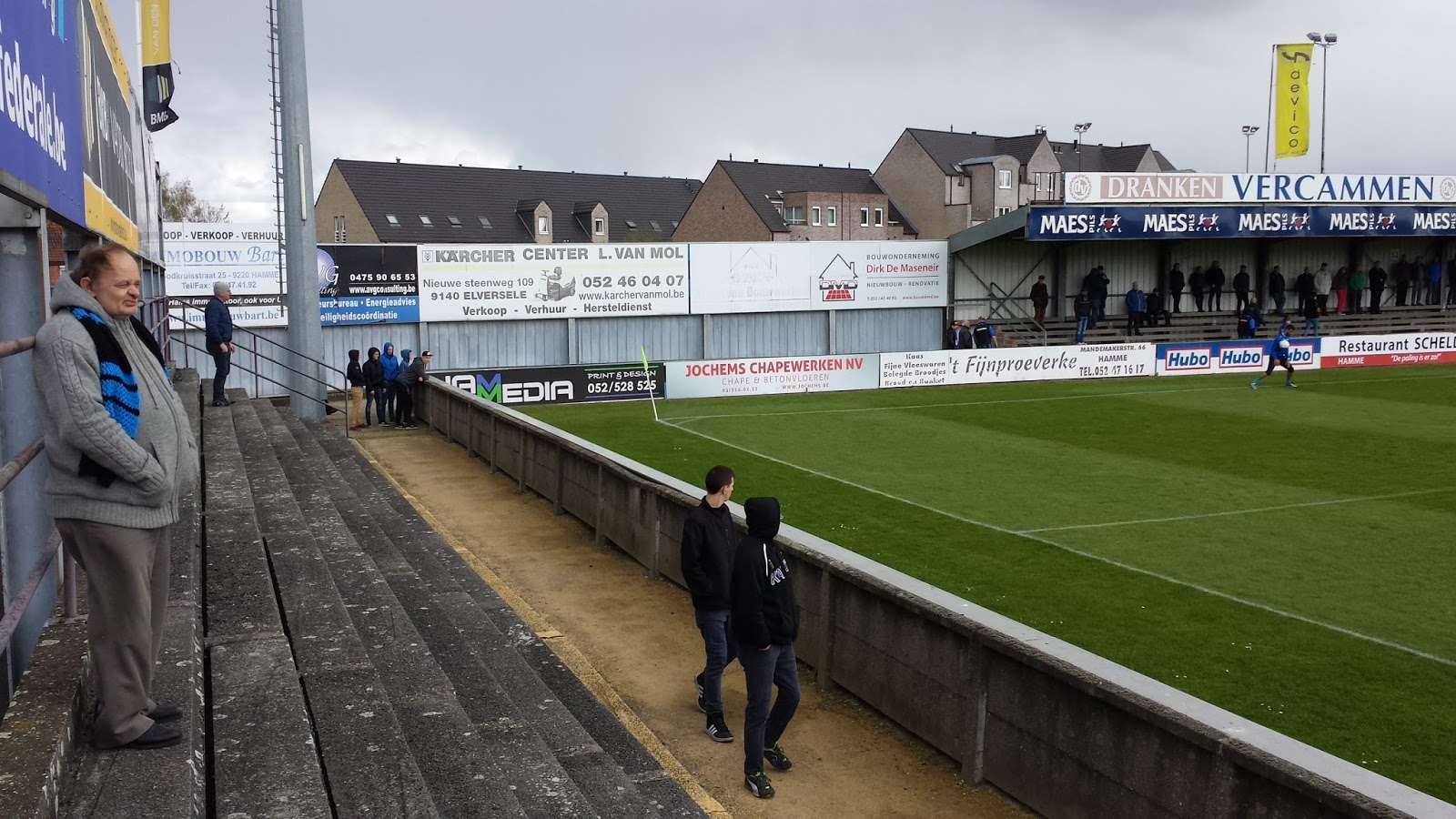 Eindhoppen: Gemeentelijk Stadion Vigor Wuitens Hamme