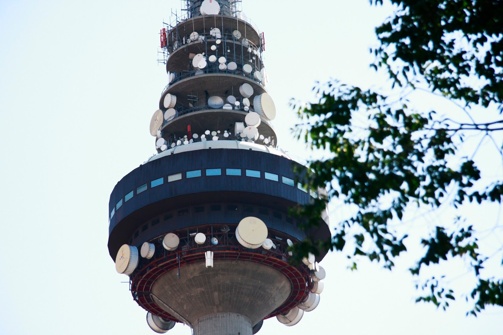 Madrid: Torrespaña o el "Piruli"