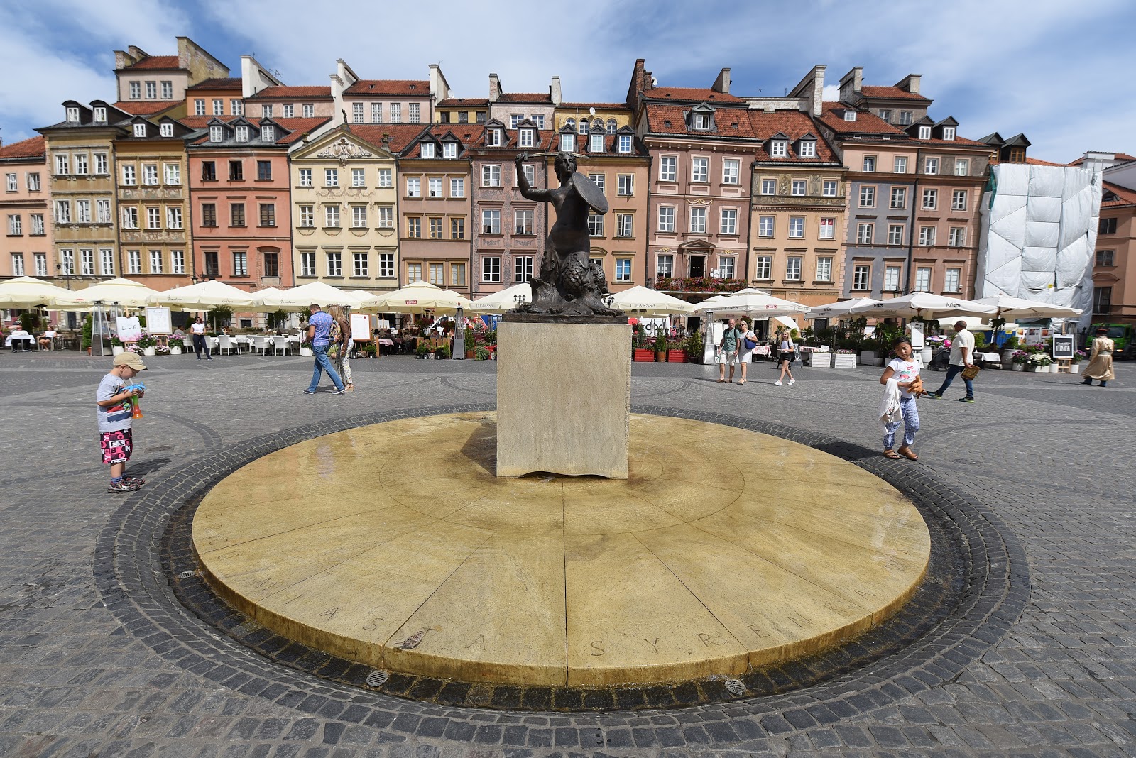 Pomniki Warszawy: Pomnik Warszawskiej Syrenki