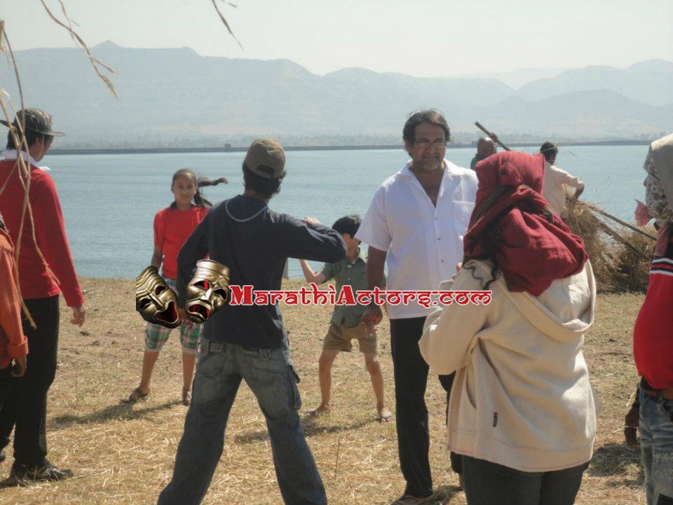 marathi actor and actress: "Kutumb" marathi movie cast and crew with ...