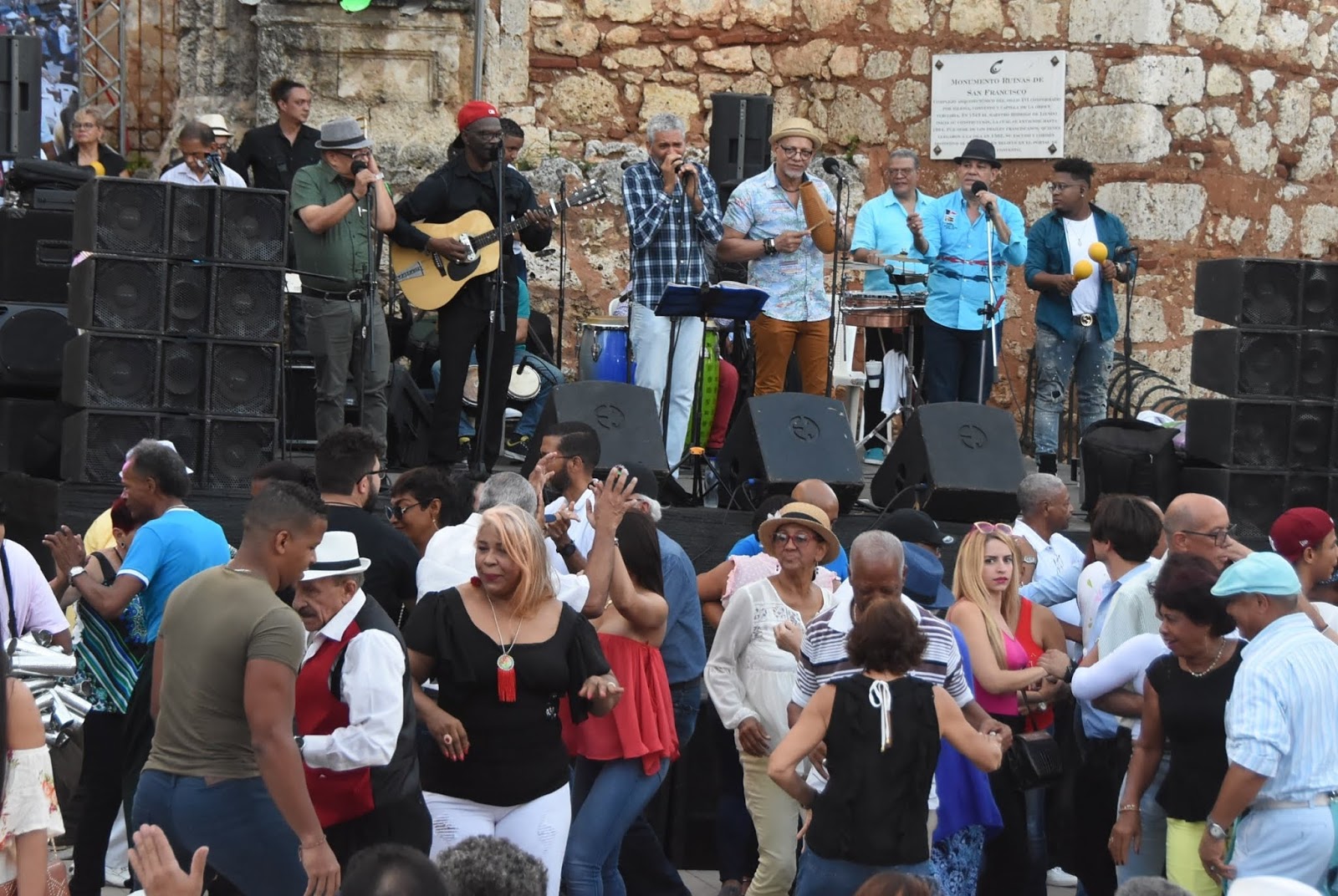 Bonyé, un grupo creado de ‘hobby’ por 5 profesionales - Gazcue Es Arte