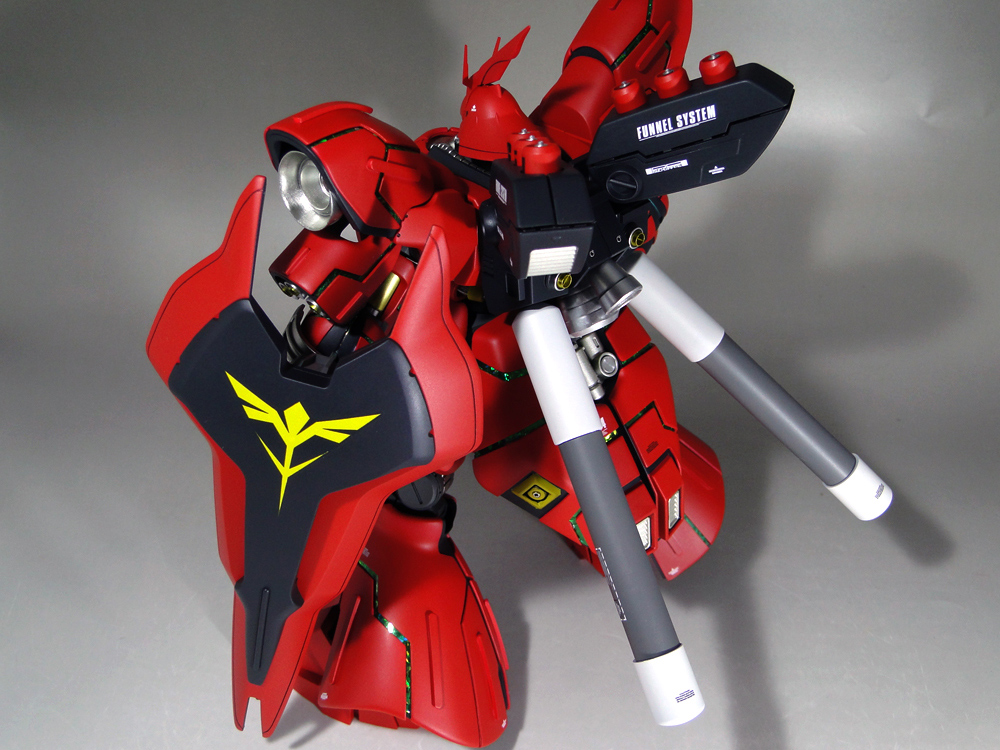 GUNDAM GUY: HGUC 1/144 MSN-04 Sazabi [Green Psycho Frame] - Custom Build
