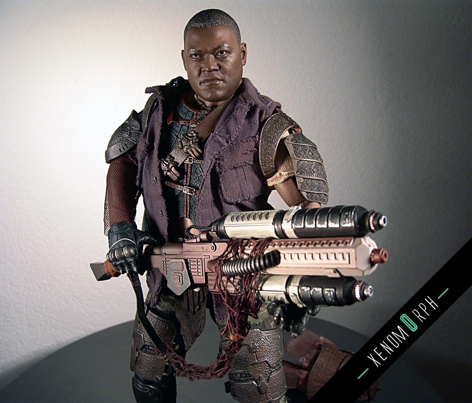 Hot Toys Predators Noland 1/6 - video and photo review