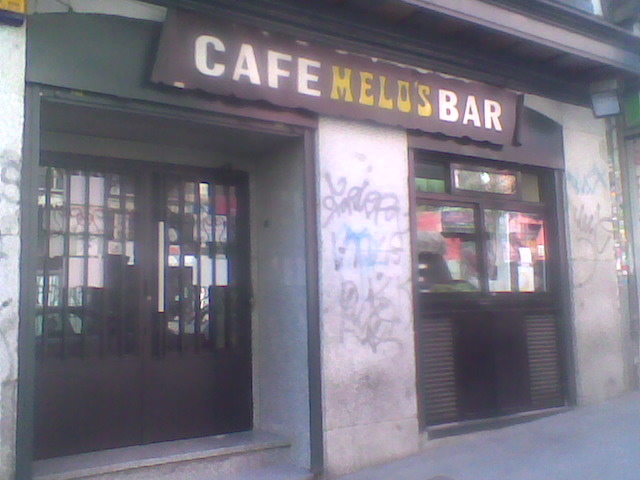 NOTICIAS DE UN ESPIA EN EL BAR: marzo 2012