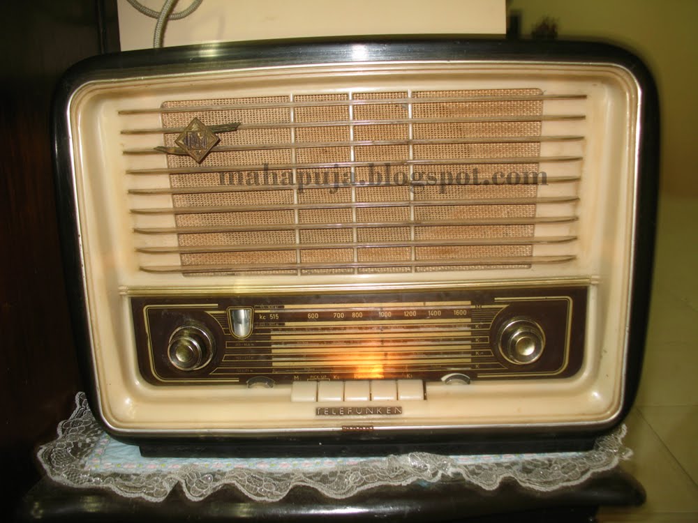 MAHAPUJA PRASASTI ANTIK GALERY: Radio Antik Episode 31