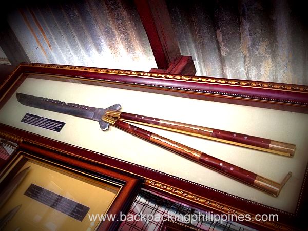 Backpacking Philippines: Panday: Blacksmiths/Swords/Knives of Barangay ...