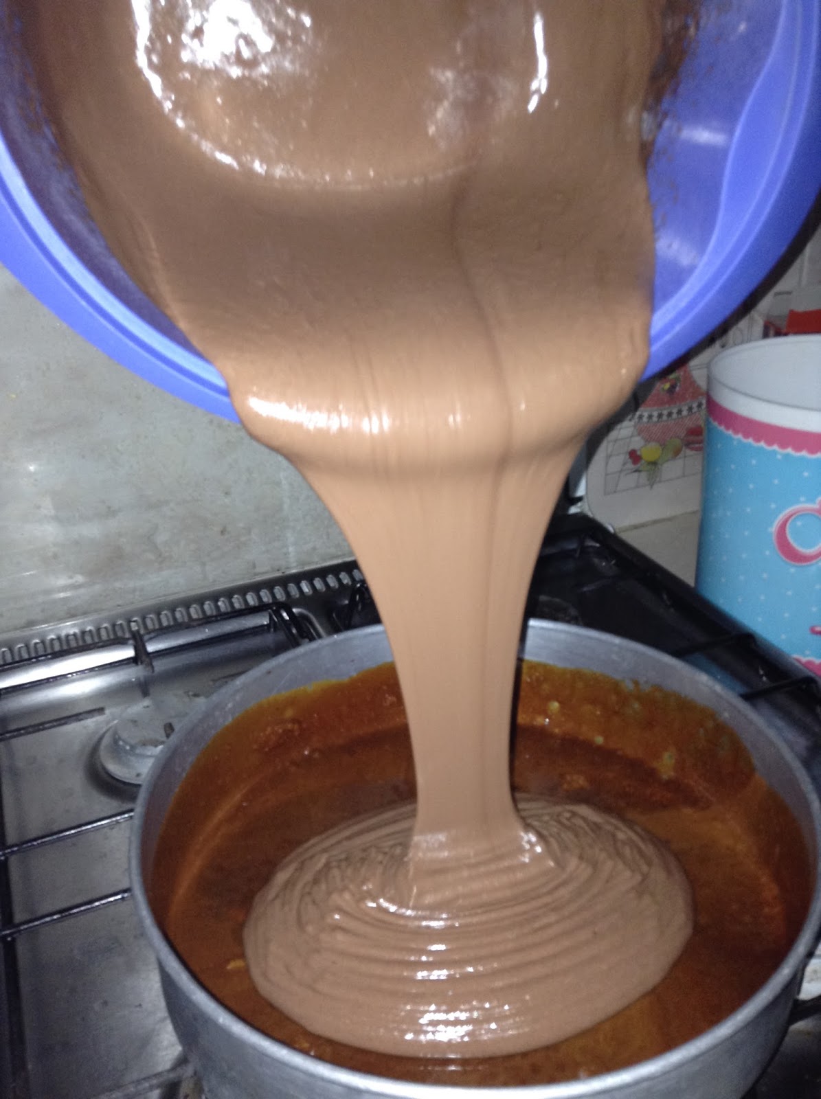 Chocoflan: Pasos para el pan