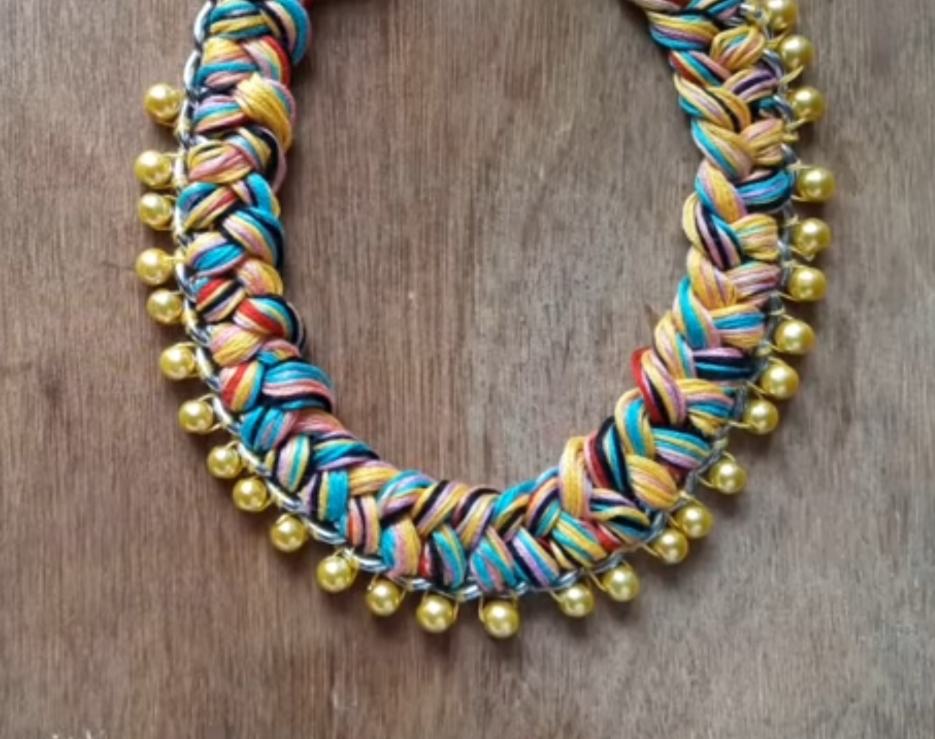 Diy thread chain necklace
