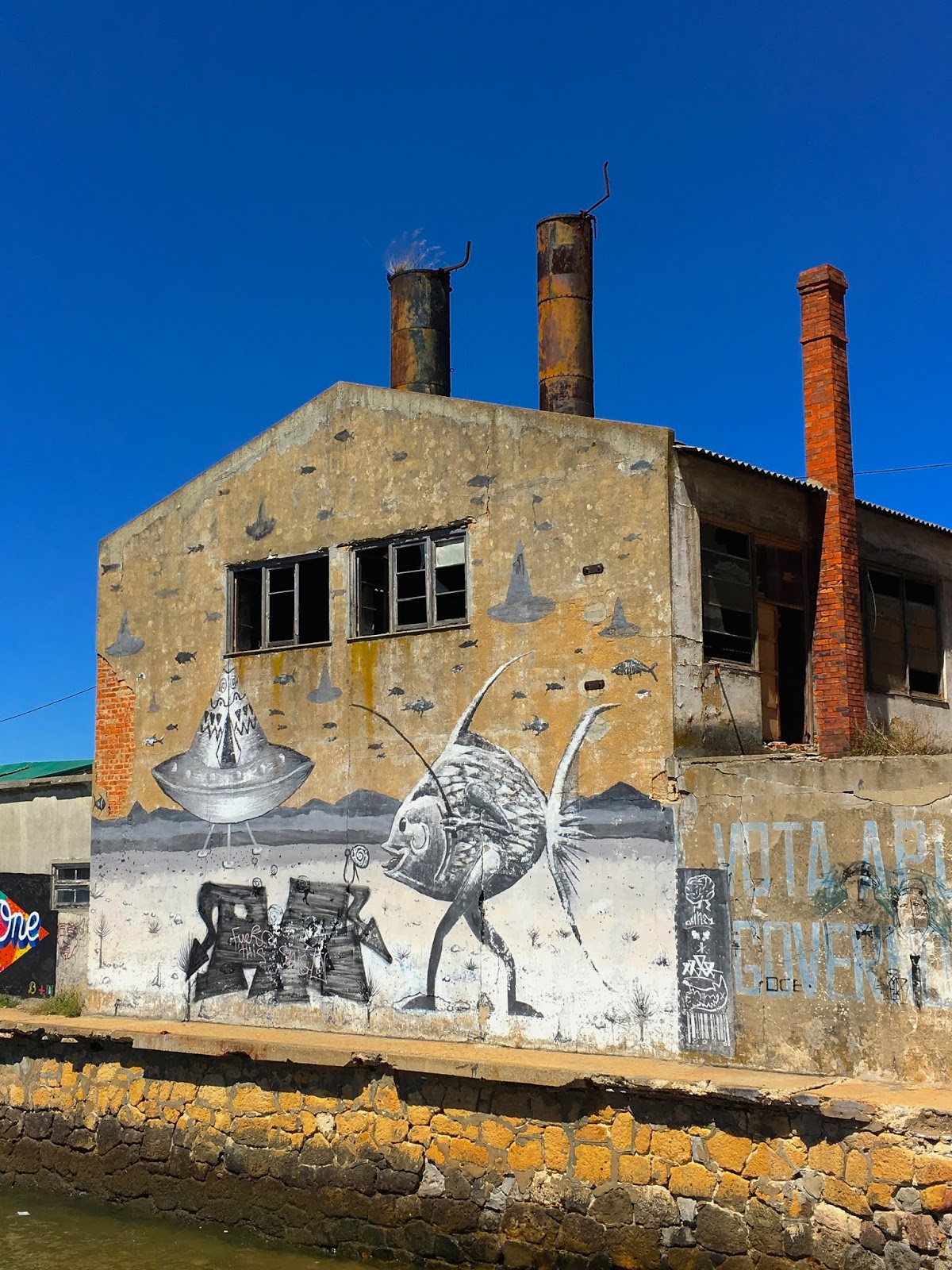 Facciamo un giro in centro?: CACILHAS - Lisbona