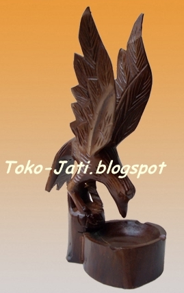 Kerajinan Kayu Jati: Asbak Rokok Unik Kayu Jati